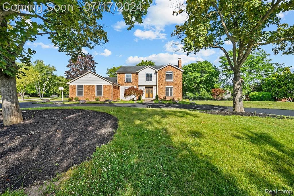 4573 Ranch Ln, Bloomfield Hills, MI 48302 | MLS #20240049717 | Zillow