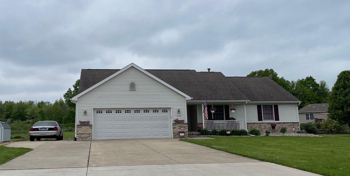 226 Melrose Ave, Adrian, MI 49221 | Zillow