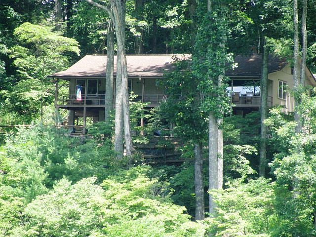 152 Old Dummy Line Rd, Balsam, NC 28707 | Zillow