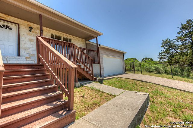2630 Rocky Ridge Loop, Canyon Lake, TX 78133 | Zillow