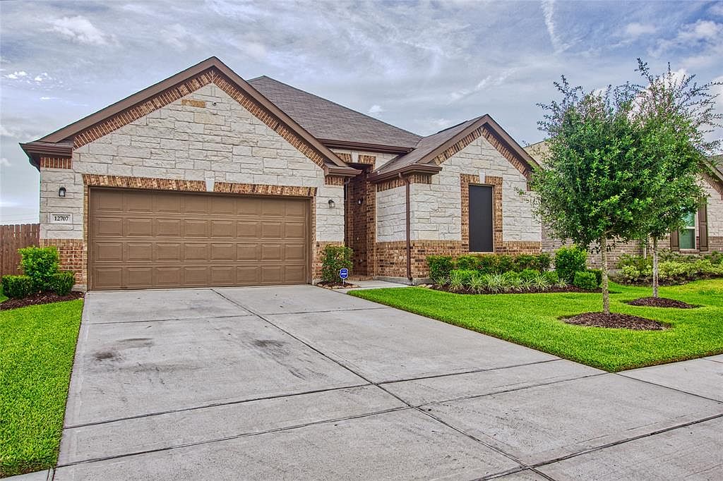 12707 Arcola Valley Ct, Houston, TX 77044 | Zillow