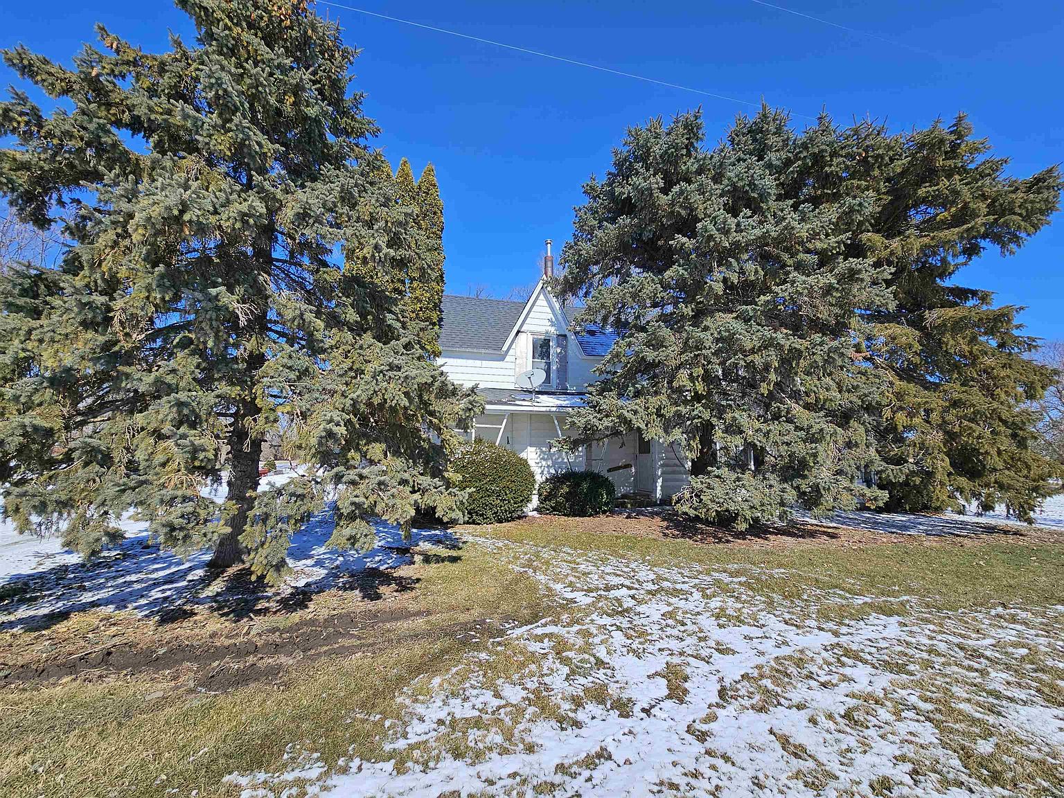 865 Deckerville Rd, Deckerville, MI 48427 | Zillow