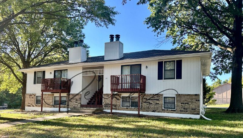 711C NE Barnes Dr, Lees Summit, MO 64086 | Zillow