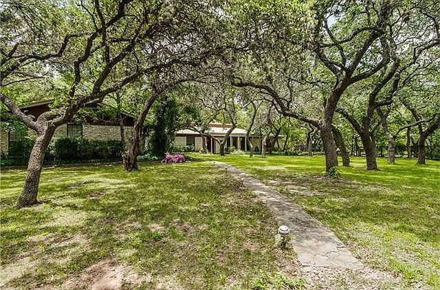 9803 Lake Ridge Dr, Austin, TX 78733 | Zillow