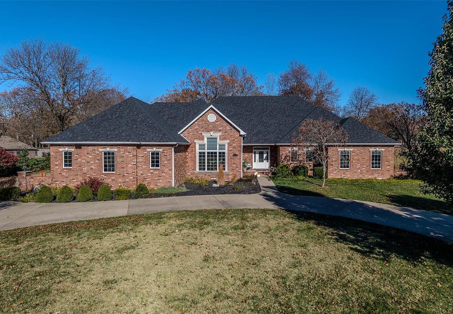 315 Coach Rd, Lebanon, MO 65536 | Zillow