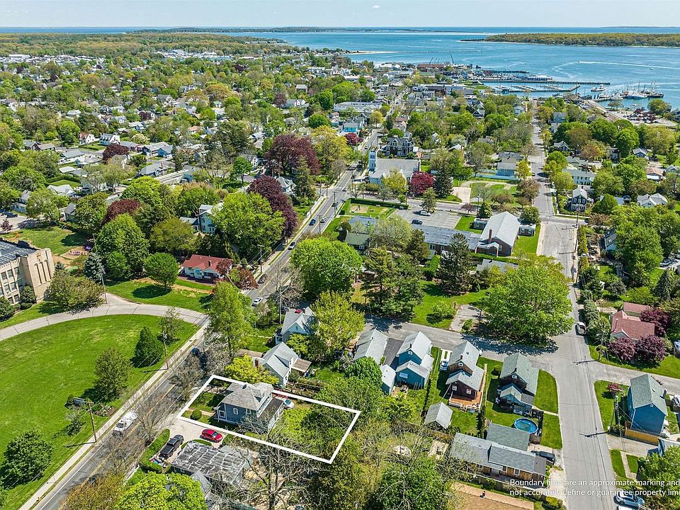 711 Front St, Greenport, NY 11944 | MLS #3476800 | Zillow