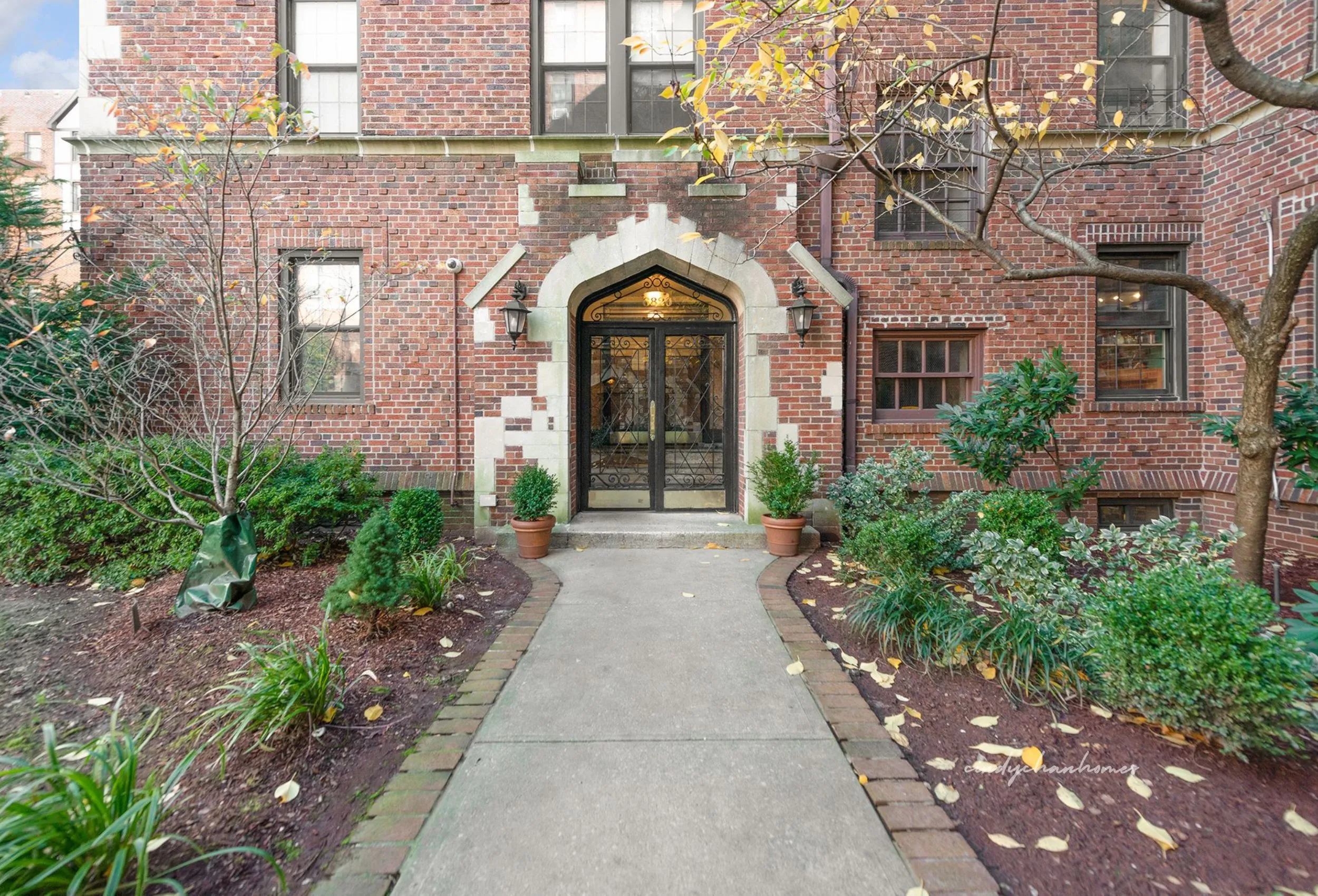 68-20 Burns Street #E1 in Forest Hills, Queens | StreetEasy