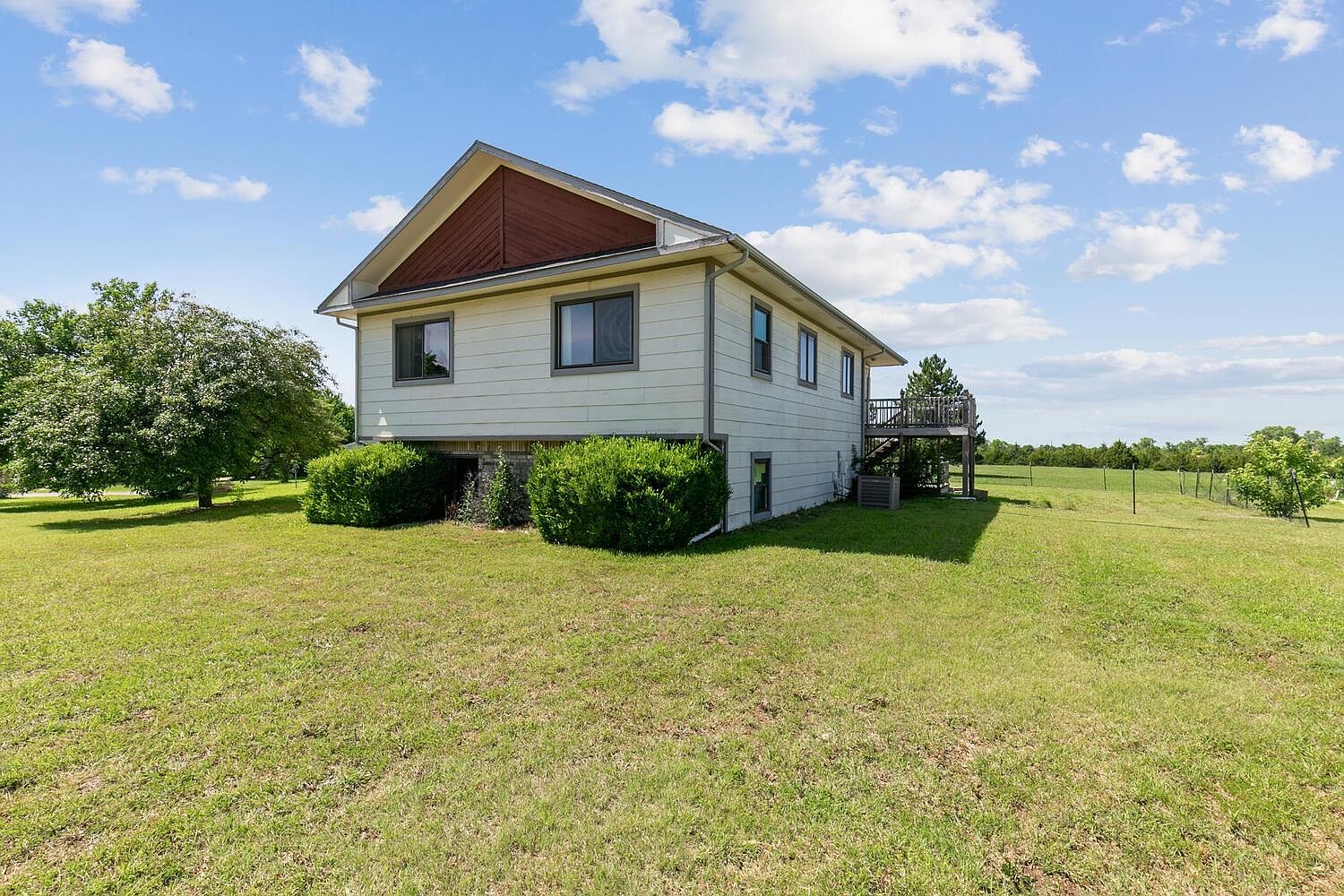 6 S Pony Mdws, Wichita, KS 67232 | Zillow