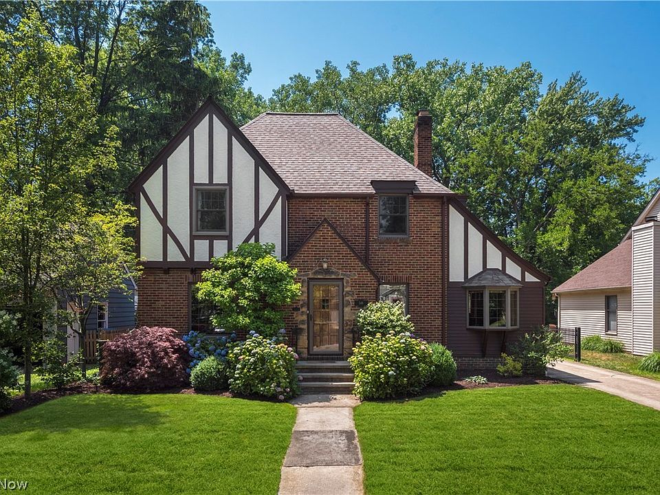 348 Pinewood Dr, Bay Village, OH 44140 | Zillow