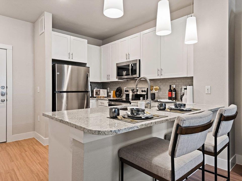 Maddox Hills - 17927 Overlook Loop San Antonio TX | Zillow