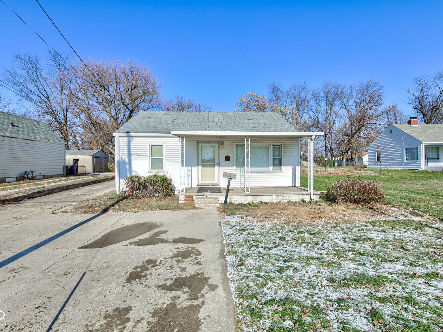 1304 E 38th St, Anderson, IN 46013 | Zillow