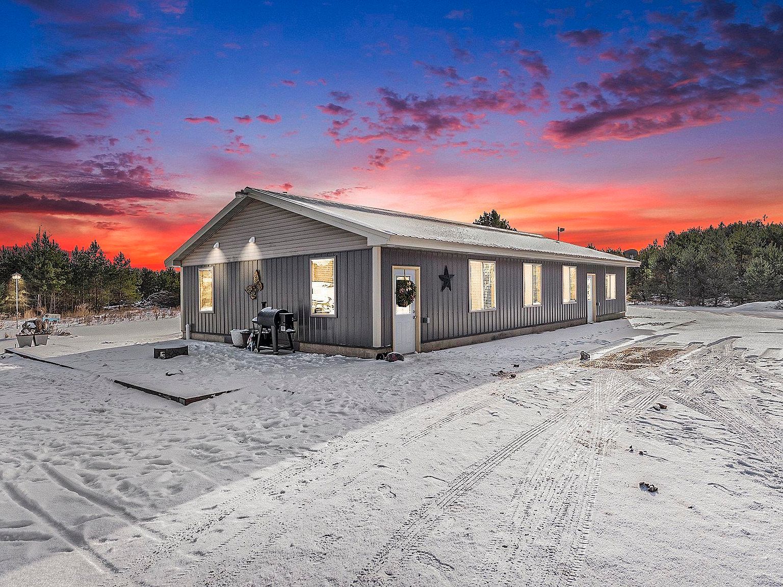 11249 Frankie Ln, Fife Lake, MI 49633 | MLS #1929954 | Zillow