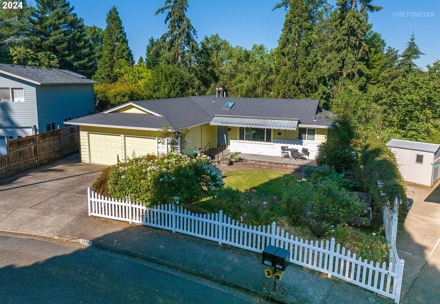 2004 E Hawthorne Loop, Newberg, OR 97132 | Zillow