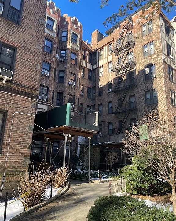 756 Brady Avenue UNIT 307, Bronx, NY 10462 | Zillow
