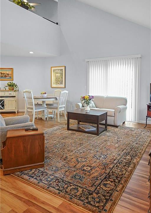Wethersfield Commons - 1016 Williamsburg Cir Warwick RI | Zillow