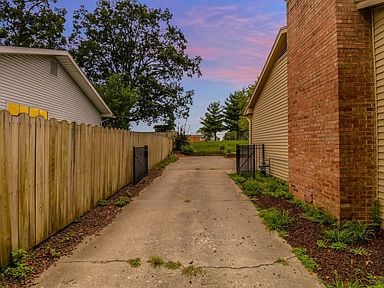 54 Fairlane Dr, Warsaw, IN 46580 | Zillow