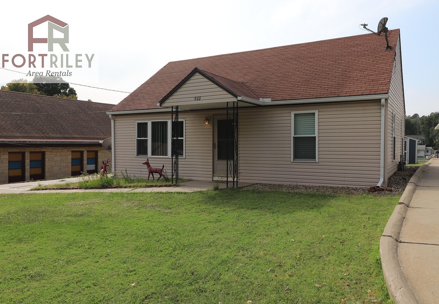 922 S Madison St, Junction City, KS 66441 | Zillow