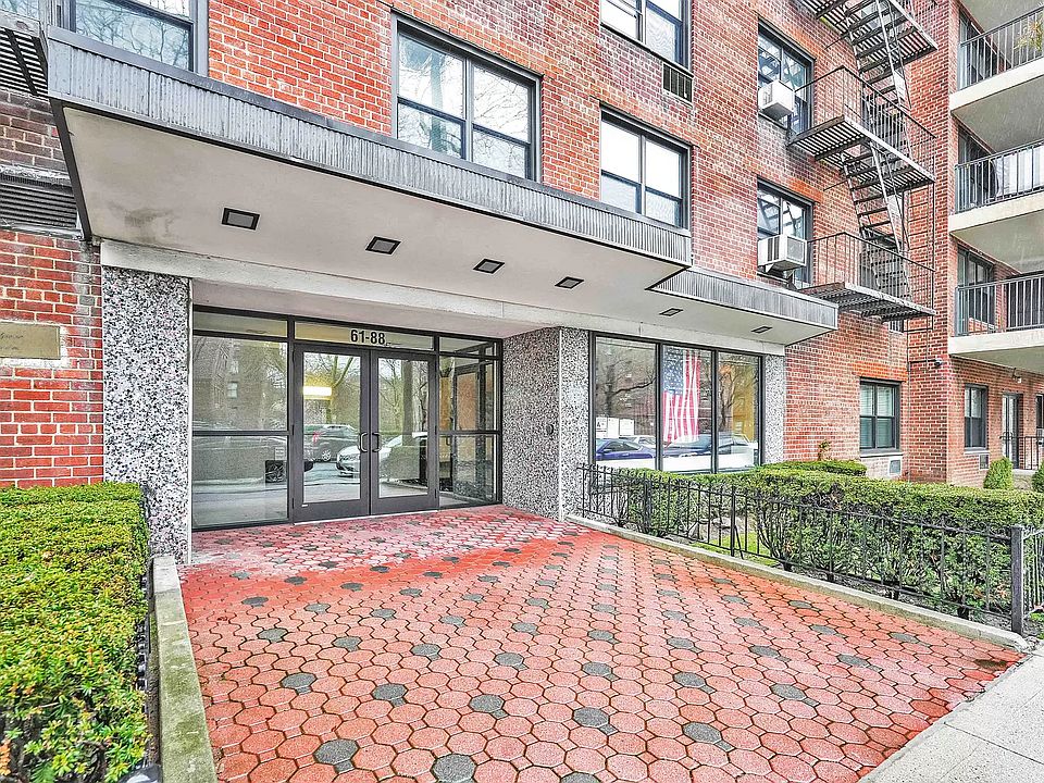 6188 Dry Harbor Rd Middle Village NY | Zillow