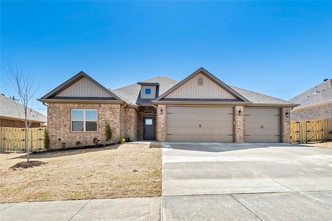 1209 Halbert Ln, Pea Ridge, AR 72751 | Zillow