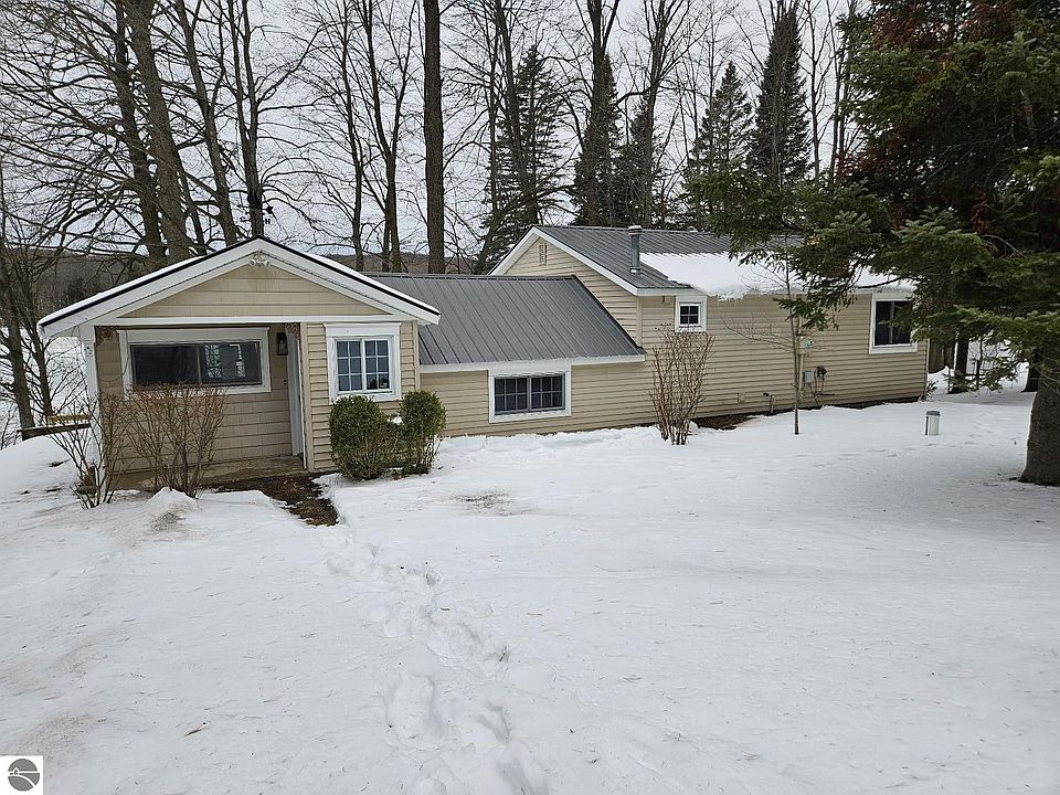 5917-05917 S Miles Rd, East Jordan, MI 49727 | Zillow