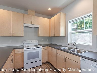 1112 King Rd, Moscow, ID 83843 | Zillow