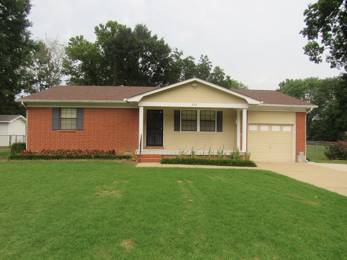 606 Oregon St, Beebe, AR 72012 | Zillow