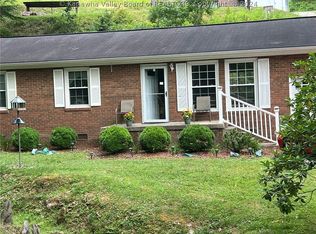 103 Morningside Dr, Elkview, WV 25071 | MLS #272893 | Zillow