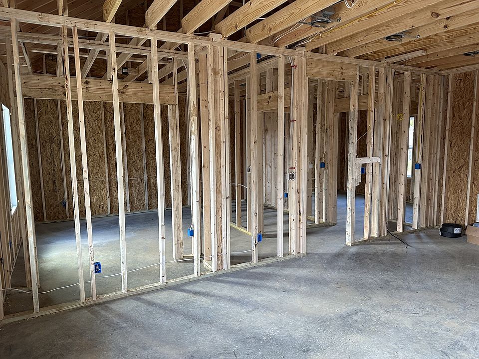 605 Colonette Dr, Hopkinsville, KY 42240 | Zillow