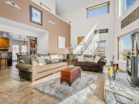 29 Hilltop Dr, Carson City, NV 89706 | MLS #230003883 | Zillow