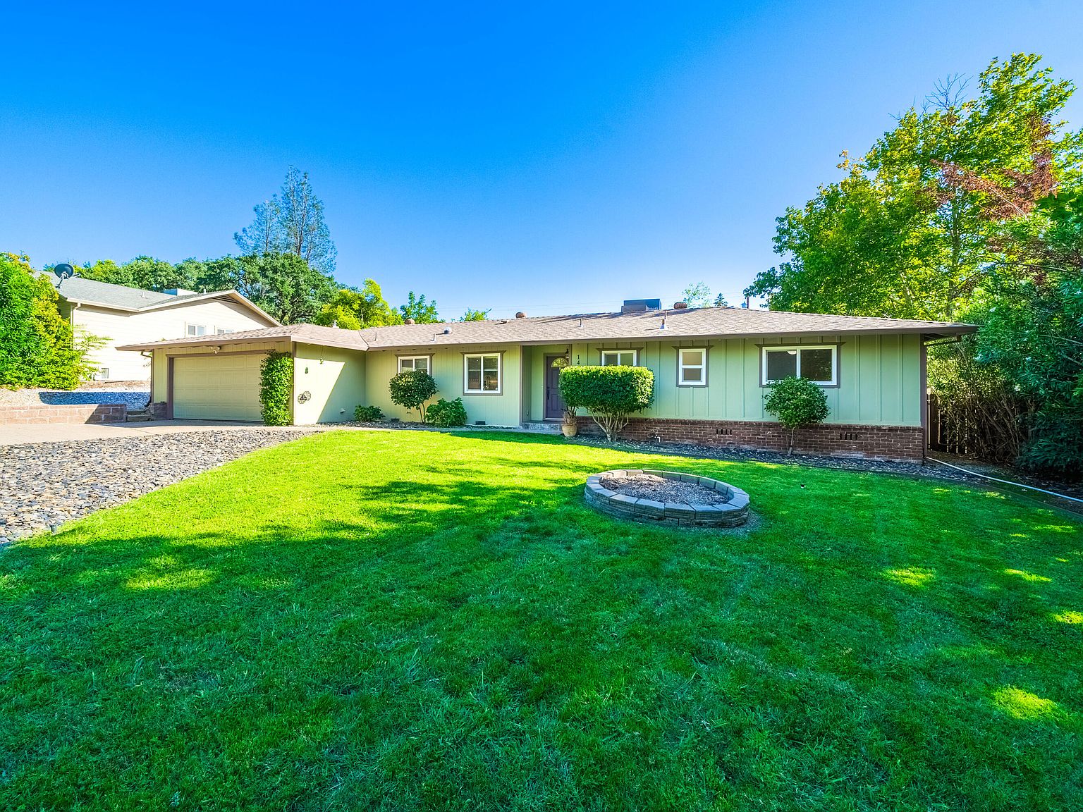 1417 Carter Way, Redding, CA 96002 | MLS #23-3852 | Zillow