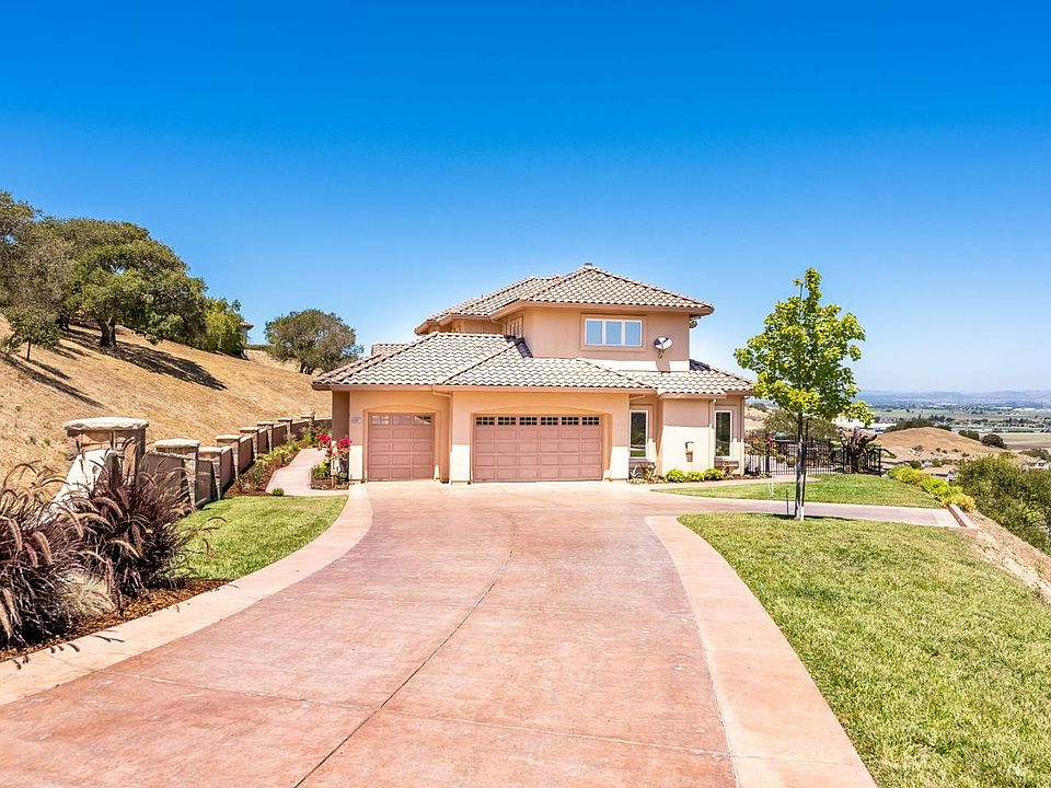 19811 Spring Ridge Ter, Salinas, CA 93908 | MLS #ML81904906 | Zillow