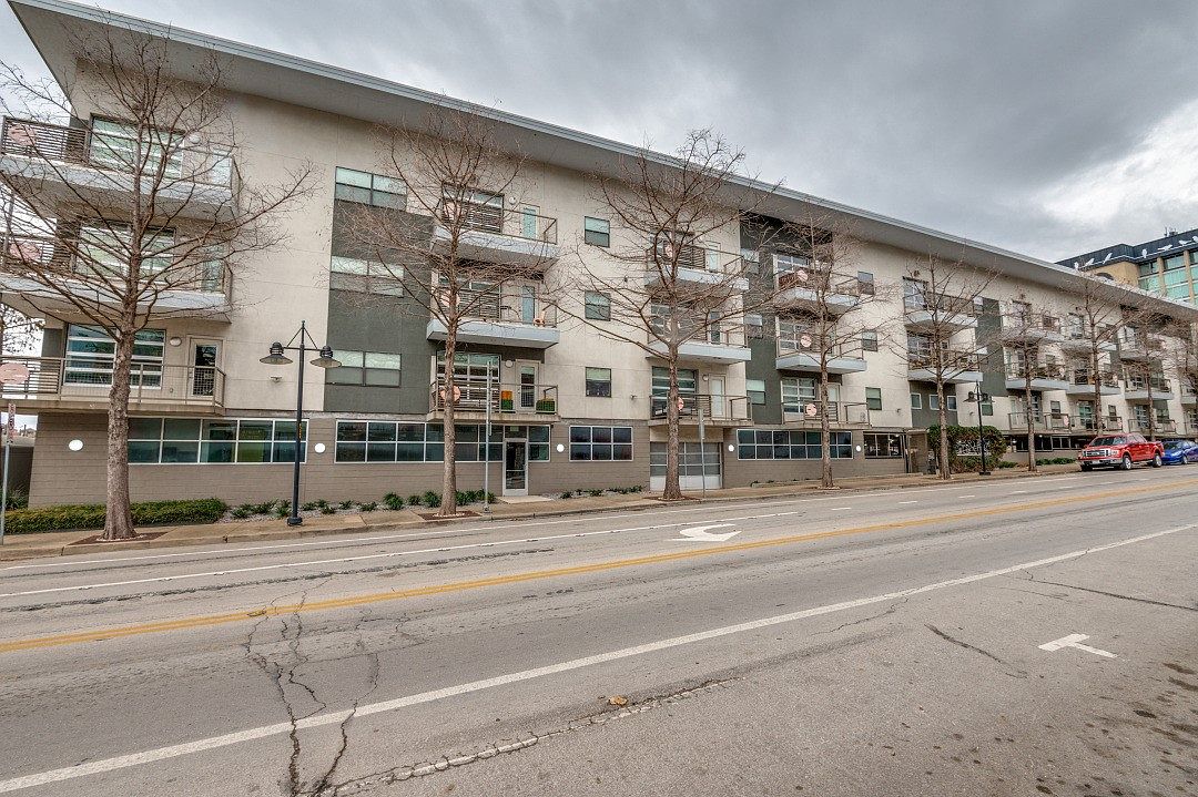 1111 S Akard St UNIT 303, Dallas, TX 75215 | MLS #20867361 | Zillow