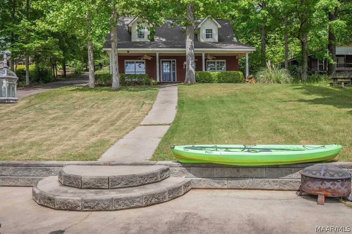 665 Lakeview Dr, Dadeville, AL 36853 | MLS #556677 | Zillow