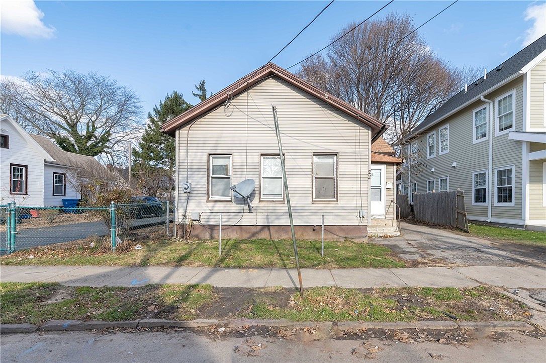 22 Sullivan St, Rochester, NY 14605 | Zillow