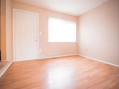 Woodland Square Apartments - 111 Starlite Ln Pontiac MI | Zillow