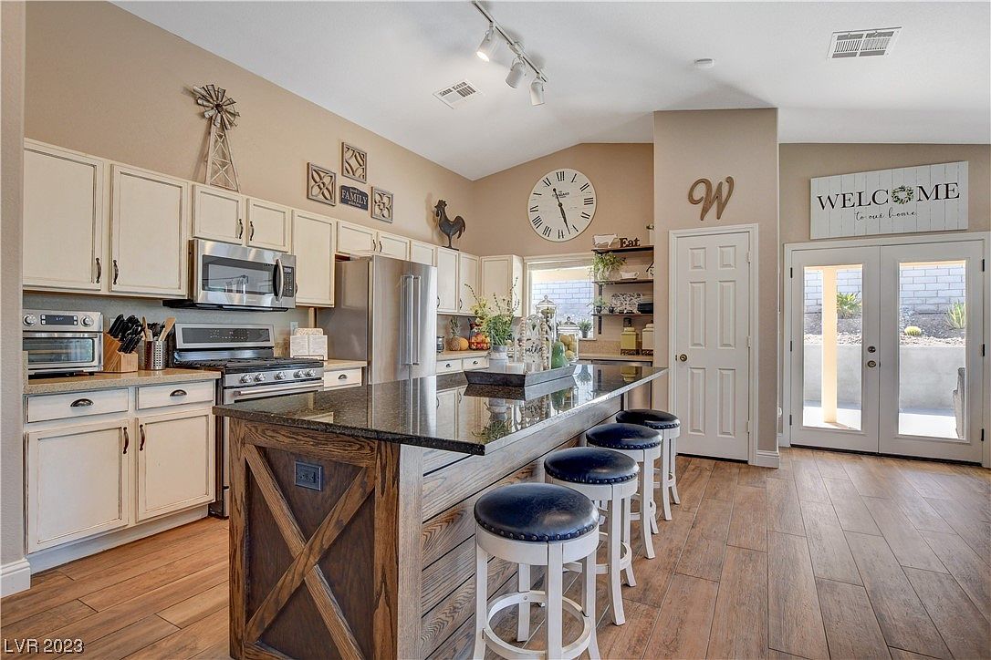 8813 Ceuta St, Las Vegas, NV 89143 | MLS #2514924 | Zillow