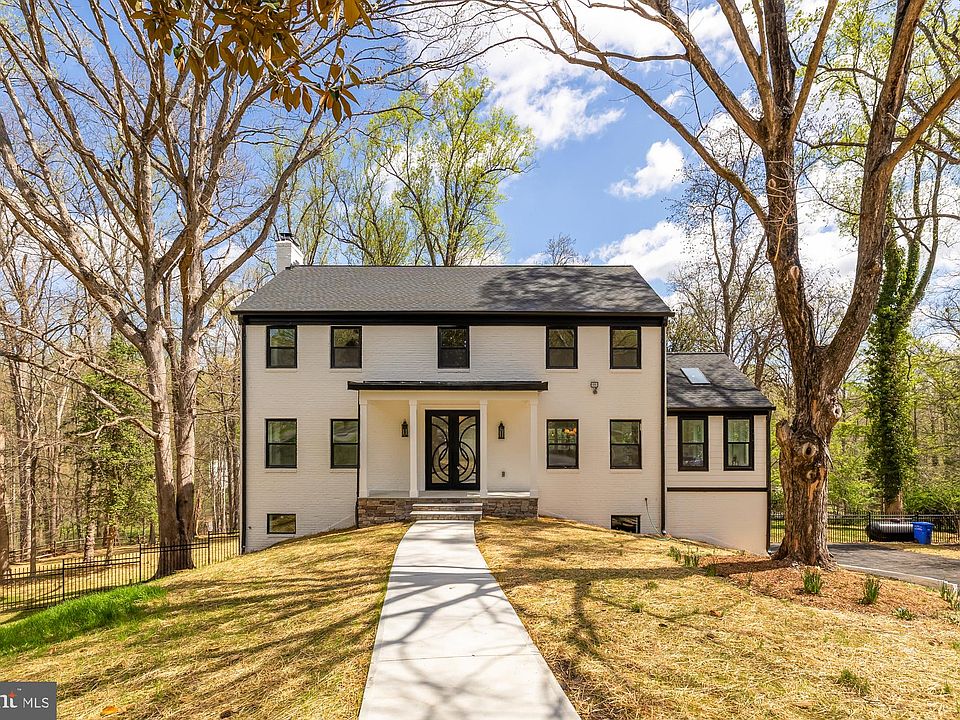 9201 Farnsworth Dr, Rockville, MD 20854 | MLS #MDMC2175064 | Zillow