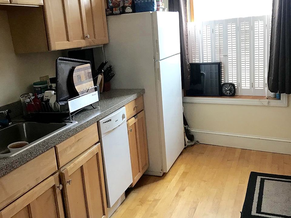 44 Hull St, Boston, MA 02113 | Zillow