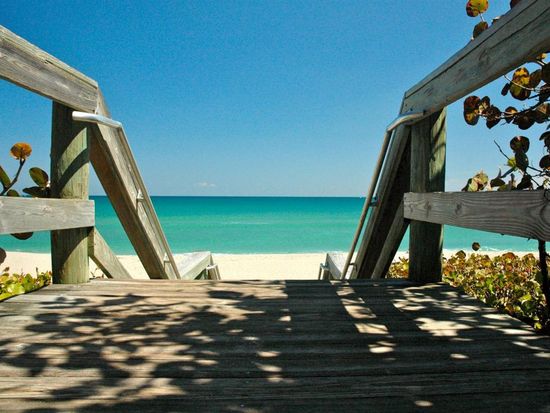 513 Sweet Bay Cir, Jupiter, FL 33458 | Zillow