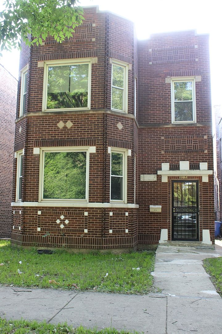 9015 S Muskegon Ave, Chicago, IL 60617 | Zillow