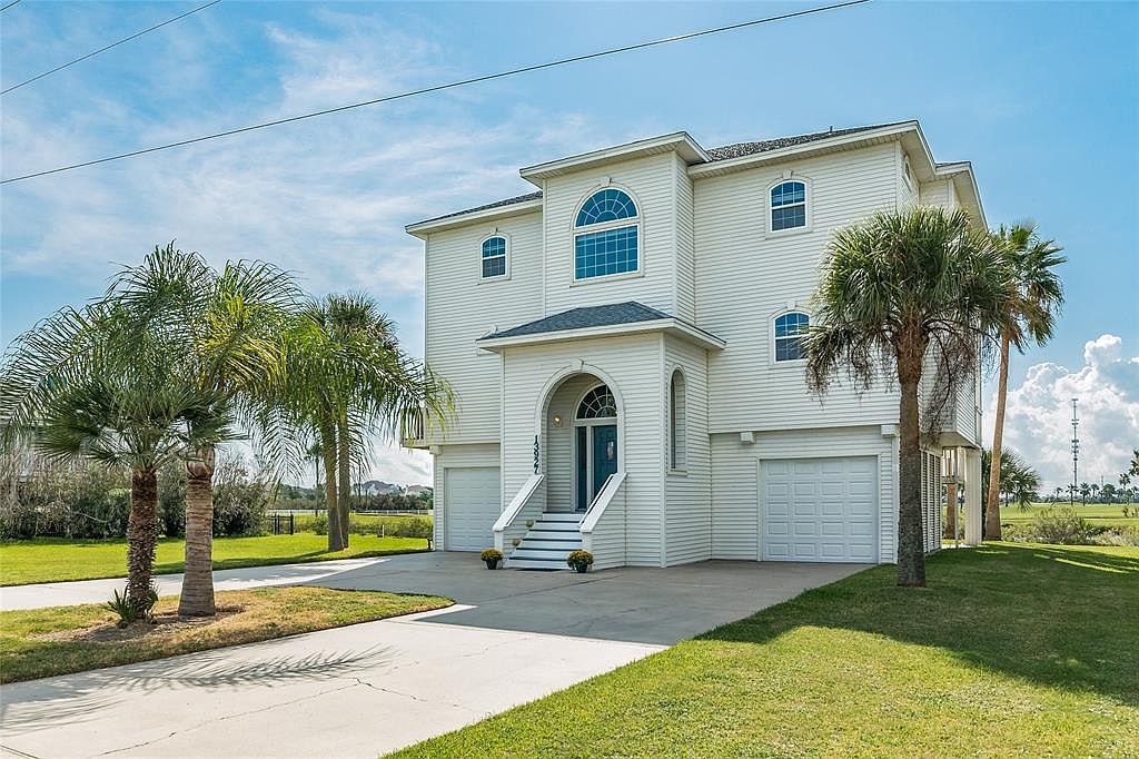 13927 Grambo Blvd, Galveston, TX 77554 | Zillow