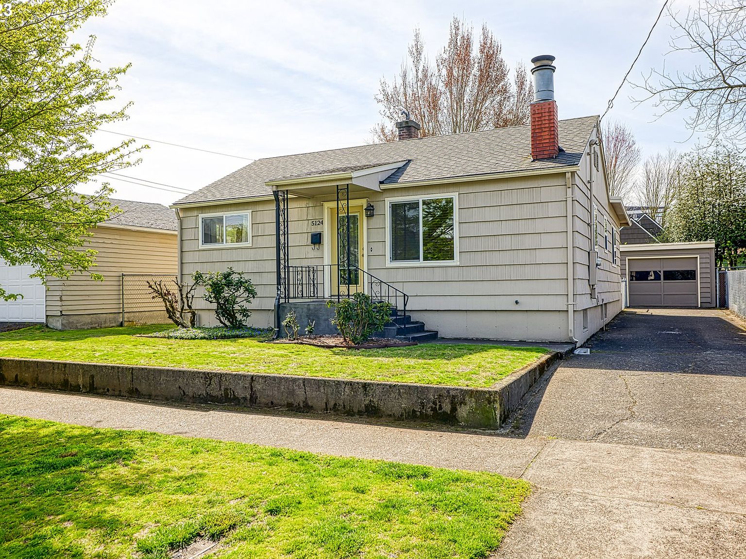 5124 NE Davis St, Portland, OR 97213 | Zillow