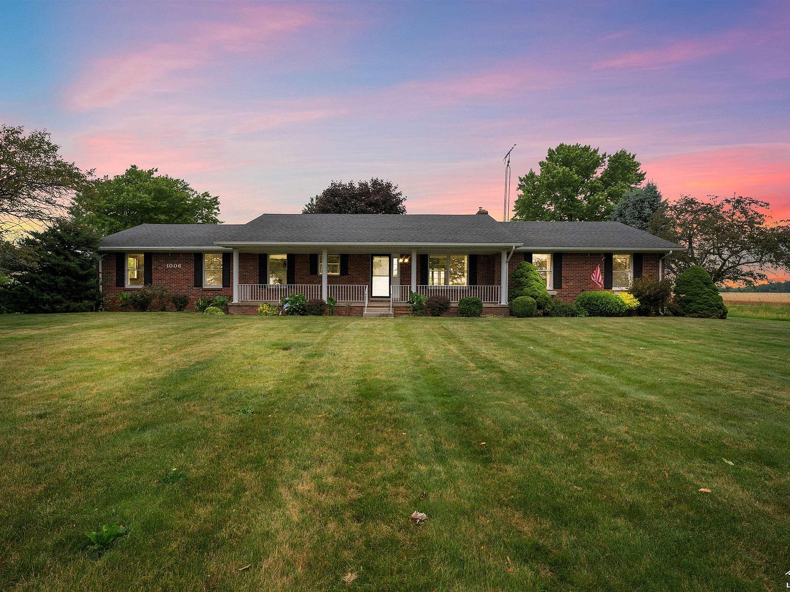 1006 E Temperance Rd, Temperance, MI 48182 | Zillow