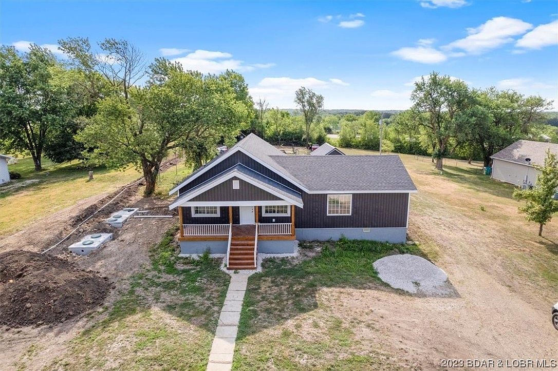 352 S Eastview St, Eldon, MO 65026 | MLS #3555385 | Zillow