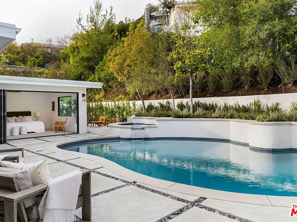 2600 Zorada Dr, Los Angeles, CA 90046 | MLS #23-244493 | Zillow