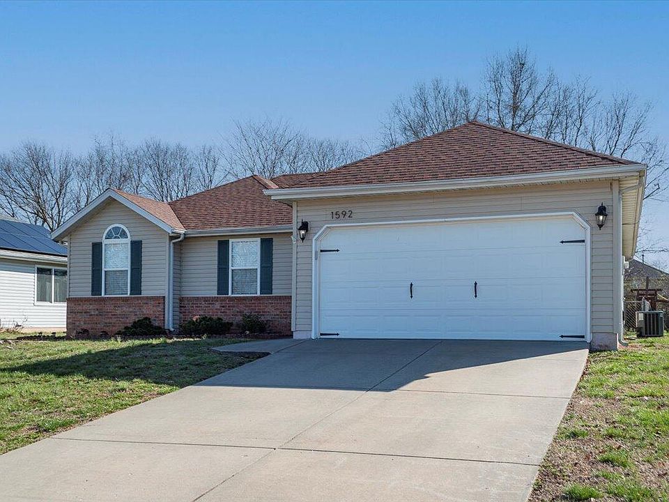 1592 S Timbercreek Avenue, Springfield, MO 65807 | Zillow