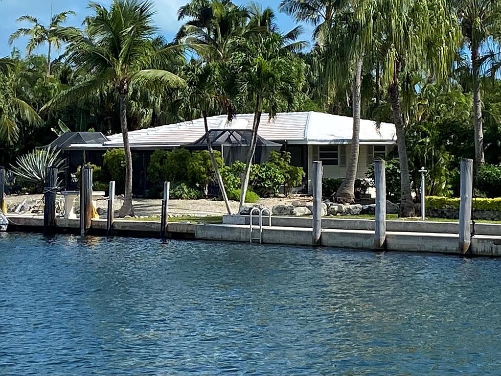 5 S Exuma Rd, Key Largo, FL 33037 | Zillow