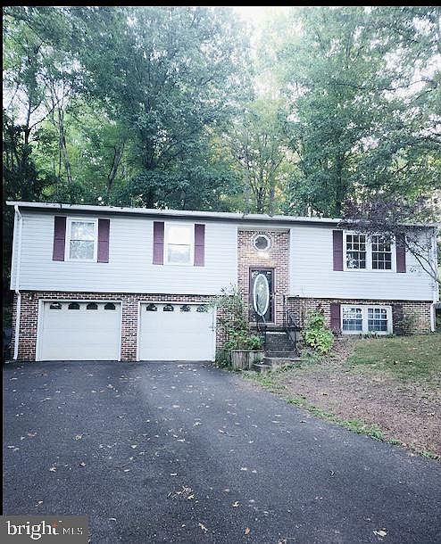 17989 Possum Point Rd, Dumfries, VA 22026 | Zillow