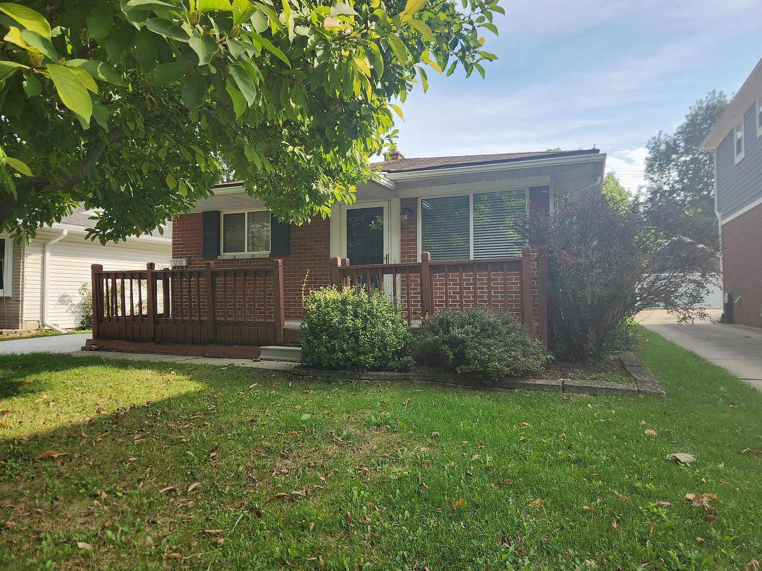 3238 Garden Ave, Royal Oak, MI 48073 | Zillow