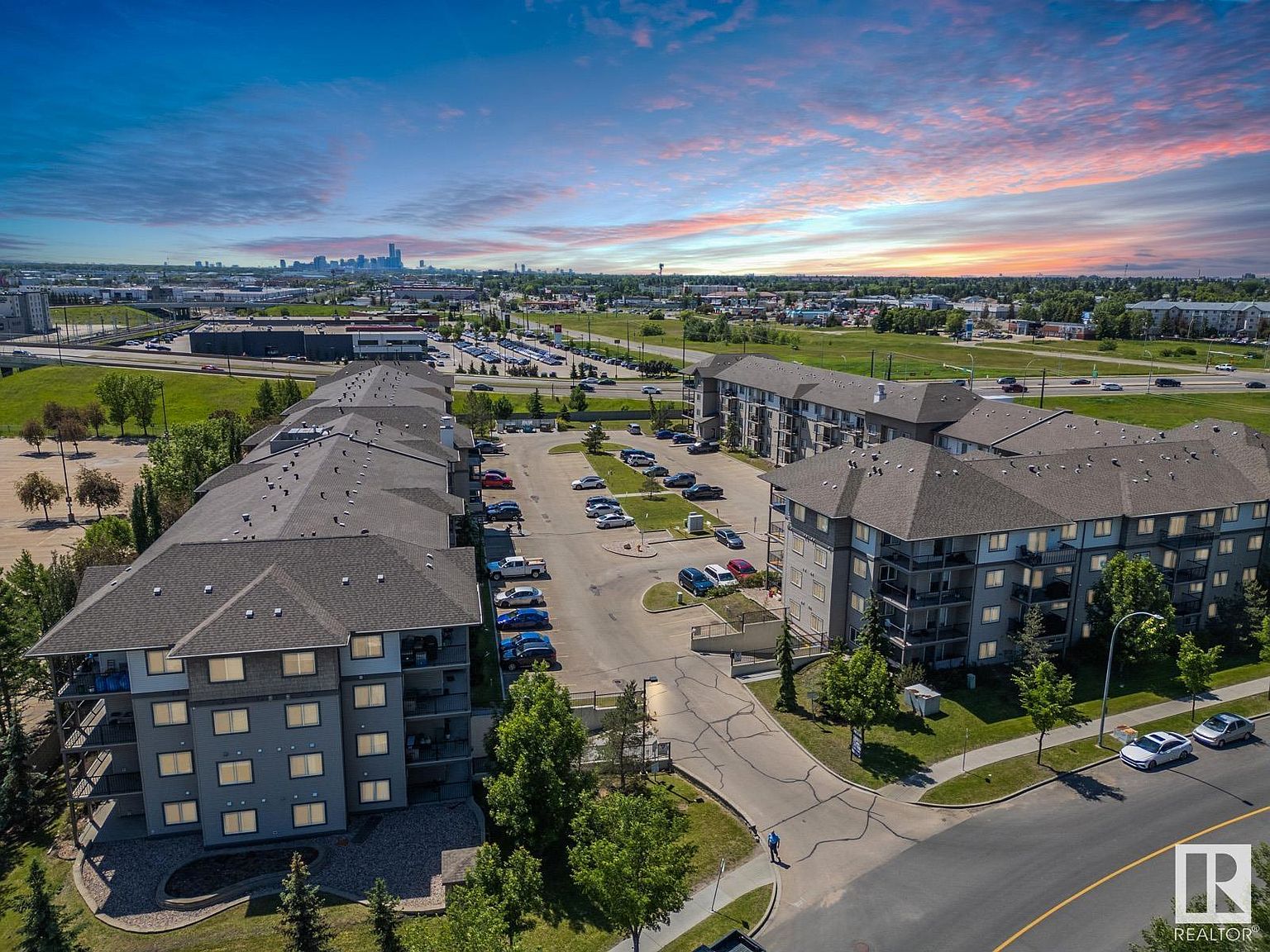 309 Clareview Station Dr NW #315, Edmonton, AB T5Y 0C5 | MLS #E4394843 ...